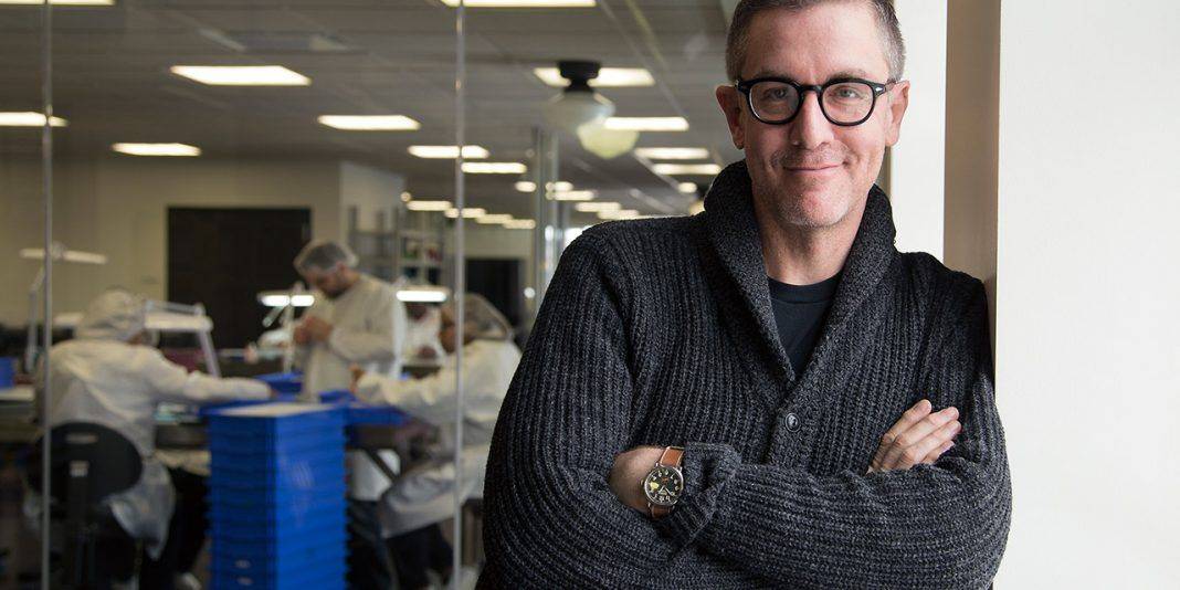 Shinola - часы из США, история бренда, кто основал, что производят ...