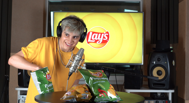 Реклама Lay’s в серии ASMR-роликов - блогеры пробуют натуральную картошку