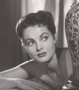 Актриса Урсула Тисс - фотографии артистки и биография