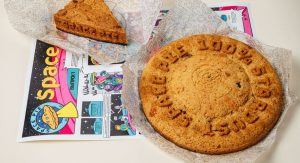 Пирог-печенье Space Pie в честь Дня защиты детей